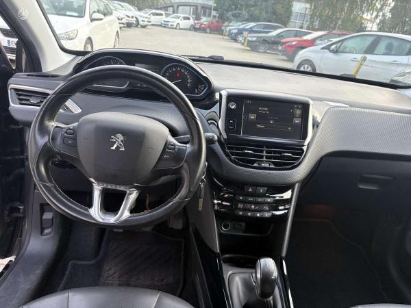 Pelēks Peugeot 2008 2015 Tauragė, ar dzinēja tilpumu 1.20 L un nobraukumu 119 tūkst. km par 5300 €, foto 8 vietnē AUTOMOTO.COM.LV