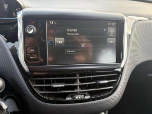 Pelēks Peugeot 2008 2015 Tauragė, ar dzinēja tilpumu 1.20 L un nobraukumu 119 tūkst. km par 5300 €, foto 11 vietnē AUTOMOTO.COM.LV