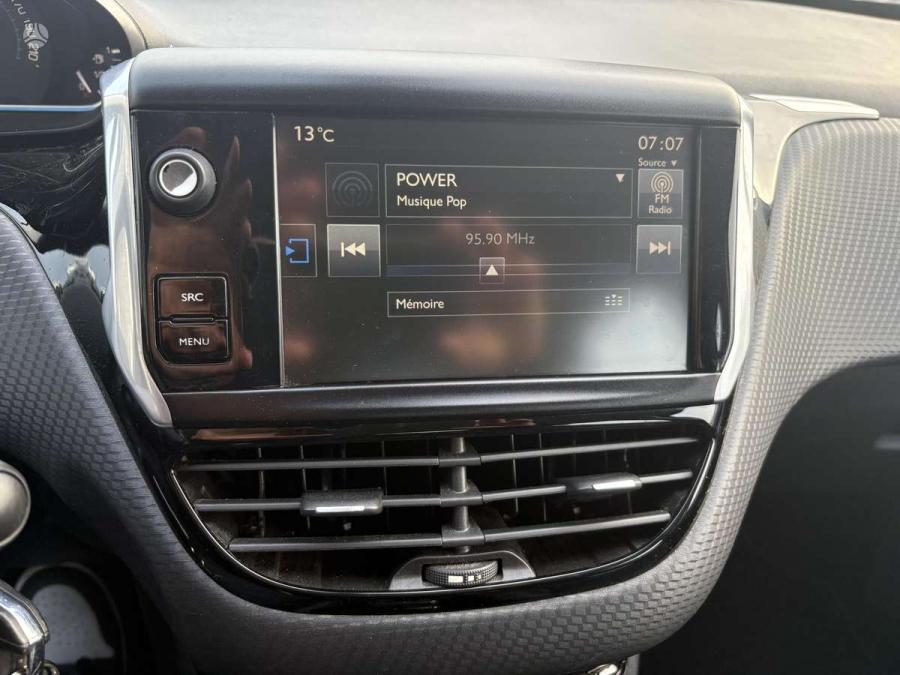 Pelēks Peugeot 2008 2015 Tauragė, ar dzinēja tilpumu 1.20 L un nobraukumu 119 tūkst. km par 5300 €, foto 11 vietnē AUTOMOTO.COM.LV