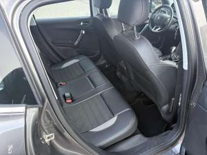 Pelēks Peugeot 2008 2015 Tauragė, ar dzinēja tilpumu 1.20 L un nobraukumu 119 tūkst. km par 5300 €, foto 15 vietnē AUTOMOTO.COM.LV
