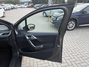 Pelēks Peugeot 2008 2015 Tauragė, ar dzinēja tilpumu 1.20 L un nobraukumu 119 tūkst. km par 5300 €, foto 19 vietnē AUTOMOTO.COM.LV