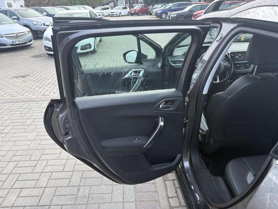 Pelēks Peugeot 2008 2015 Tauragė, ar dzinēja tilpumu 1.20 L un nobraukumu 119 tūkst. km par 5300 €, foto 21 vietnē AUTOMOTO.COM.LV
