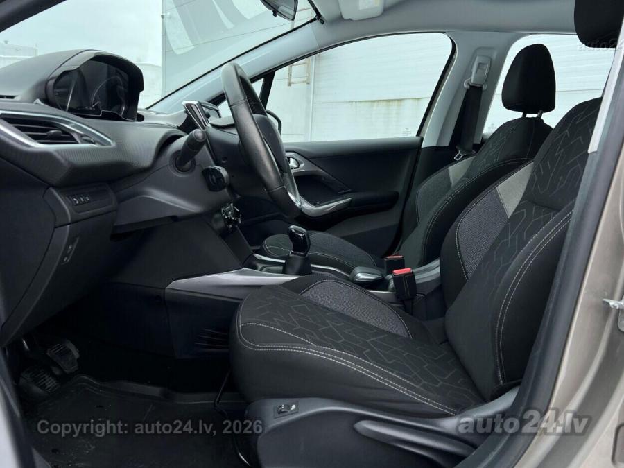 Grey Peugeot 2008 2016 in Parnu, with an engine capacity of 1.20 L and mileage of 114 thousand km for 6390 €, photo 10 on AUTOMOTO.COM.LV