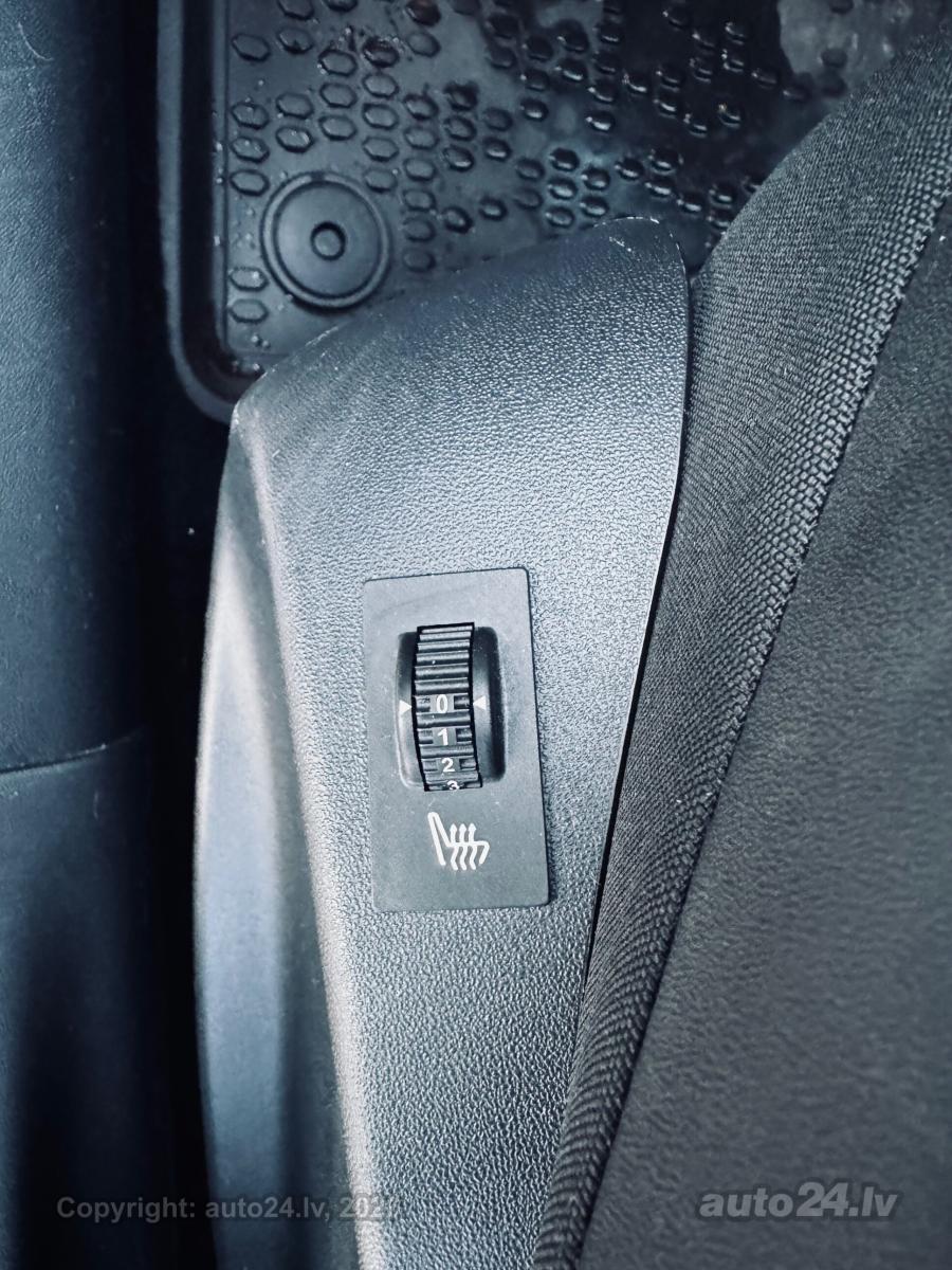 Pelēks Peugeot 2008 2019 Tallina, ar dzinēja tilpumu 1.20 L un nobraukumu 198 tūkst. km par 7200 €, foto 21 vietnē AUTOMOTO.COM.LV