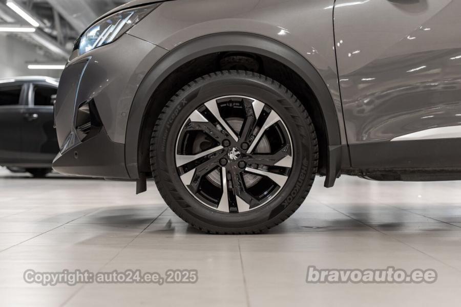 Pelēks Peugeot 2008 2020 Tallina, ar dzinēja tilpumu 1.50 L un nobraukumu 66 tūkst. km par 18990 €, foto 21 vietnē AUTOMOTO.COM.LV