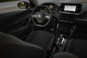 Grey Peugeot 2008 2021 in Riga, with an engine capacity of 1.20 L and mileage of 172 thousand km for 15750 €, photo 11 on AUTOMOTO.COM.LV