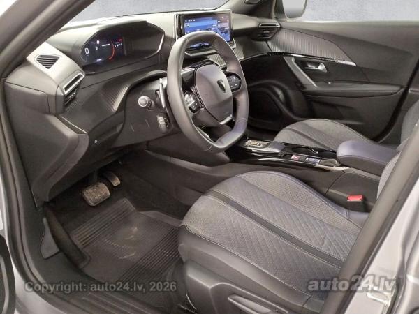 Pelēks Peugeot 2008 2024 Tallina, ar dzinēja tilpumu 0.00 L un nobraukumu 10 tūkst. km par 22990 €, foto 3 vietnē AUTOMOTO.COM.LV
