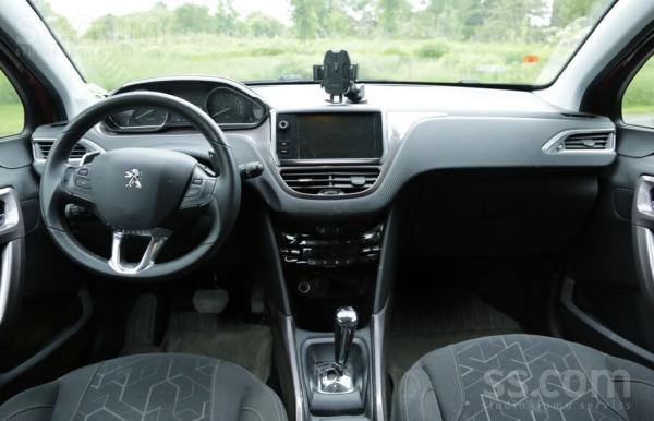 Oranžs Peugeot 2008 2014 Bauska, ar dzinēja tilpumu 1.60 L un nobraukumu 101 tūkst. km par 6199 €, foto 10 vietnē AUTOMOTO.COM.LV