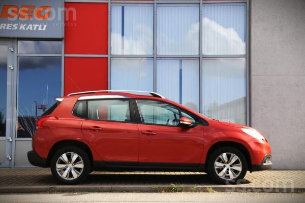 Orange Peugeot 2008 2014 in Riga, with an engine capacity of 1.60 L and mileage of 190 thousand km for 4995 €, photo 4 on AUTOMOTO.COM.LV
