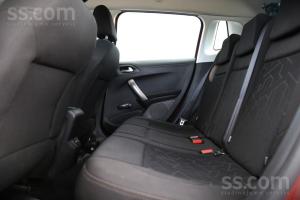 Orange Peugeot 2008 2014 in Riga, with an engine capacity of 1.60 L and mileage of 190 thousand km for 4995 €, photo 14 on AUTOMOTO.COM.LV