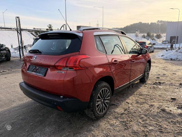 Orange Peugeot 2008 2016 in Vilnius, with an engine capacity of 1.20 L and mileage of 133 thousand km for 6950 €, photo 3 on AUTOMOTO.COM.LV