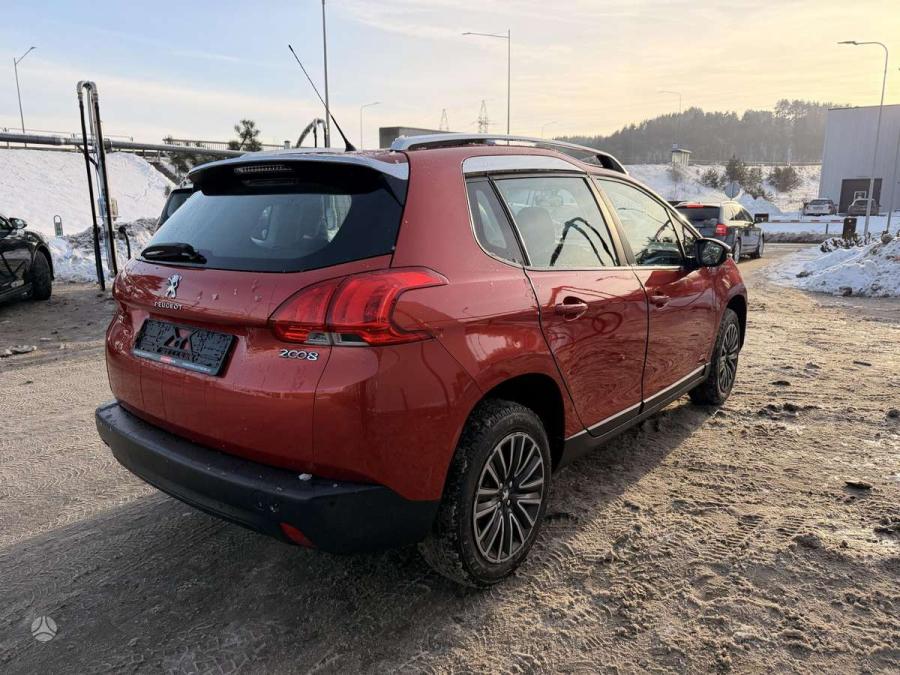 Oranžs Peugeot 2008 2016 Viļņa, ar dzinēja tilpumu 1.20 L un nobraukumu 133 tūkst. km par 6950 €, foto 3 vietnē AUTOMOTO.COM.LV