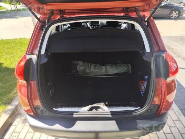 Orange Peugeot 2008 2016 in Riga, with an engine capacity of 1.20 L and mileage of 160 thousand km for 7900 €, photo 7 on AUTOMOTO.COM.LV