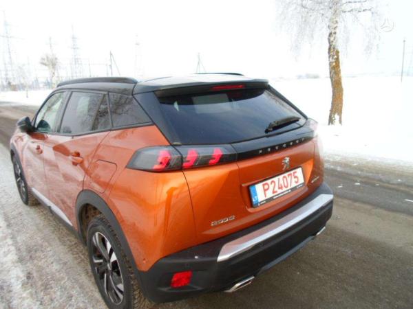 Oranžs Peugeot 2008 2020 Šauļi, ar dzinēja tilpumu 1.20 L un nobraukumu 144 tūkst. km par 12400 €, foto 5 vietnē AUTOMOTO.COM.LV