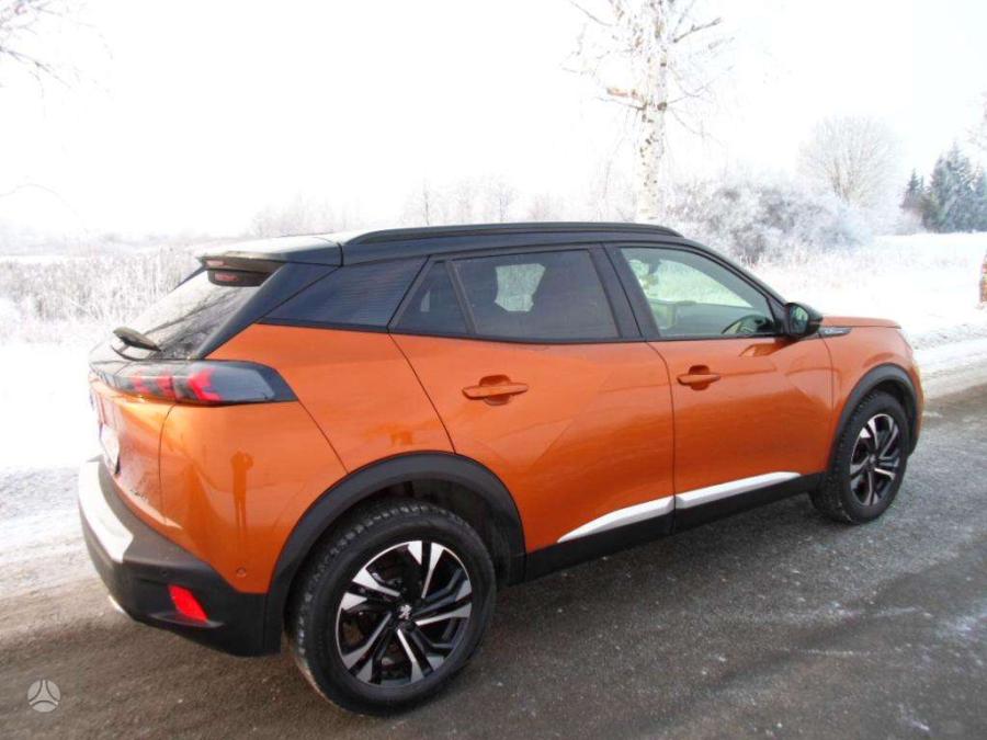 Orange Peugeot 2008 2020 in Siauliai, with an engine capacity of 1.20 L and mileage of 144 thousand km for 12400 €, photo 11 on AUTOMOTO.COM.LV