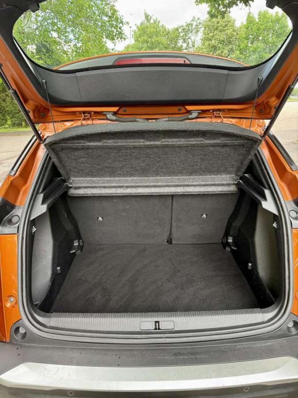 Oranžs Peugeot 2008 2020 Tauragė, ar dzinēja tilpumu 1.20 L un nobraukumu 221 tūkst. km par 9900 €, foto 9 vietnē AUTOMOTO.COM.LV