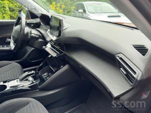 Oranžs Peugeot 2008 2020 Rīga, ar dzinēja tilpumu 1.20 L un nobraukumu 72 tūkst. km par 12900 €, foto 15 vietnē AUTOMOTO.COM.LV