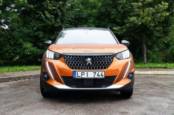 Orange Peugeot 2008 2020 in Klaipeda, with an engine capacity of 1.20 L and mileage of 140 thousand km for 14999 €, photo 5 on AUTOMOTO.COM.LV