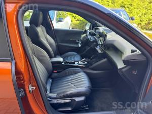 Oranžs Peugeot 2008 2020 Rīga, ar dzinēja tilpumu 1.20 L un nobraukumu 123 tūkst. km par 14500 €, foto 10 vietnē AUTOMOTO.COM.LV