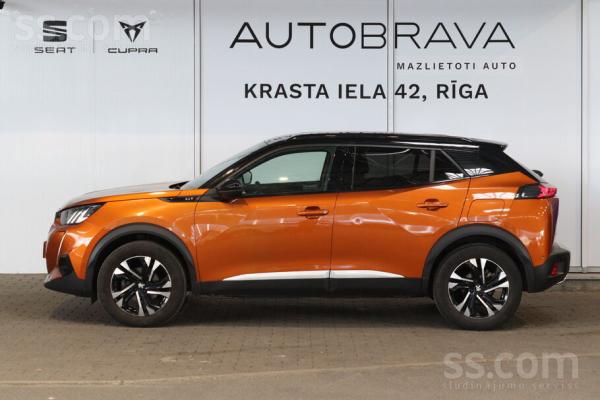 Orange Peugeot 2008 2021 in Riga, with an engine capacity of 1.20 L and mileage of 63 thousand km for 18490 €, photo 4 on AUTOMOTO.COM.LV