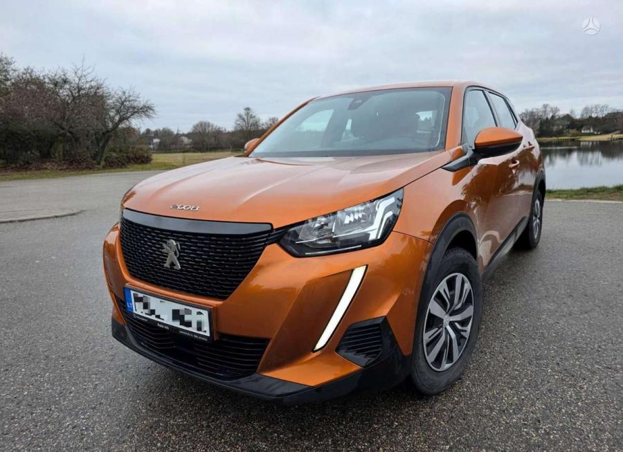 Orange Peugeot 2008 2021 in Utena, with an engine capacity of 1.20 L and mileage of 38 thousand km for 11700 €, photo 2 on AUTOMOTO.COM.LV