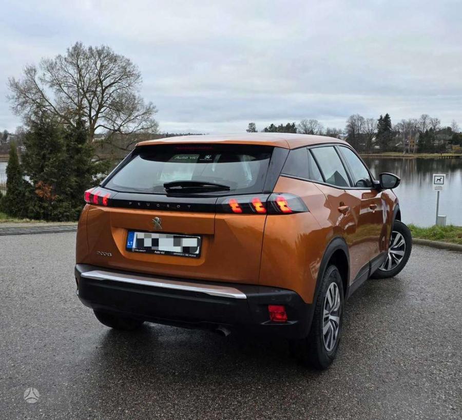 Orange Peugeot 2008 2021 in Utena, with an engine capacity of 1.20 L and mileage of 38 thousand km for 11700 €, photo 3 on AUTOMOTO.COM.LV