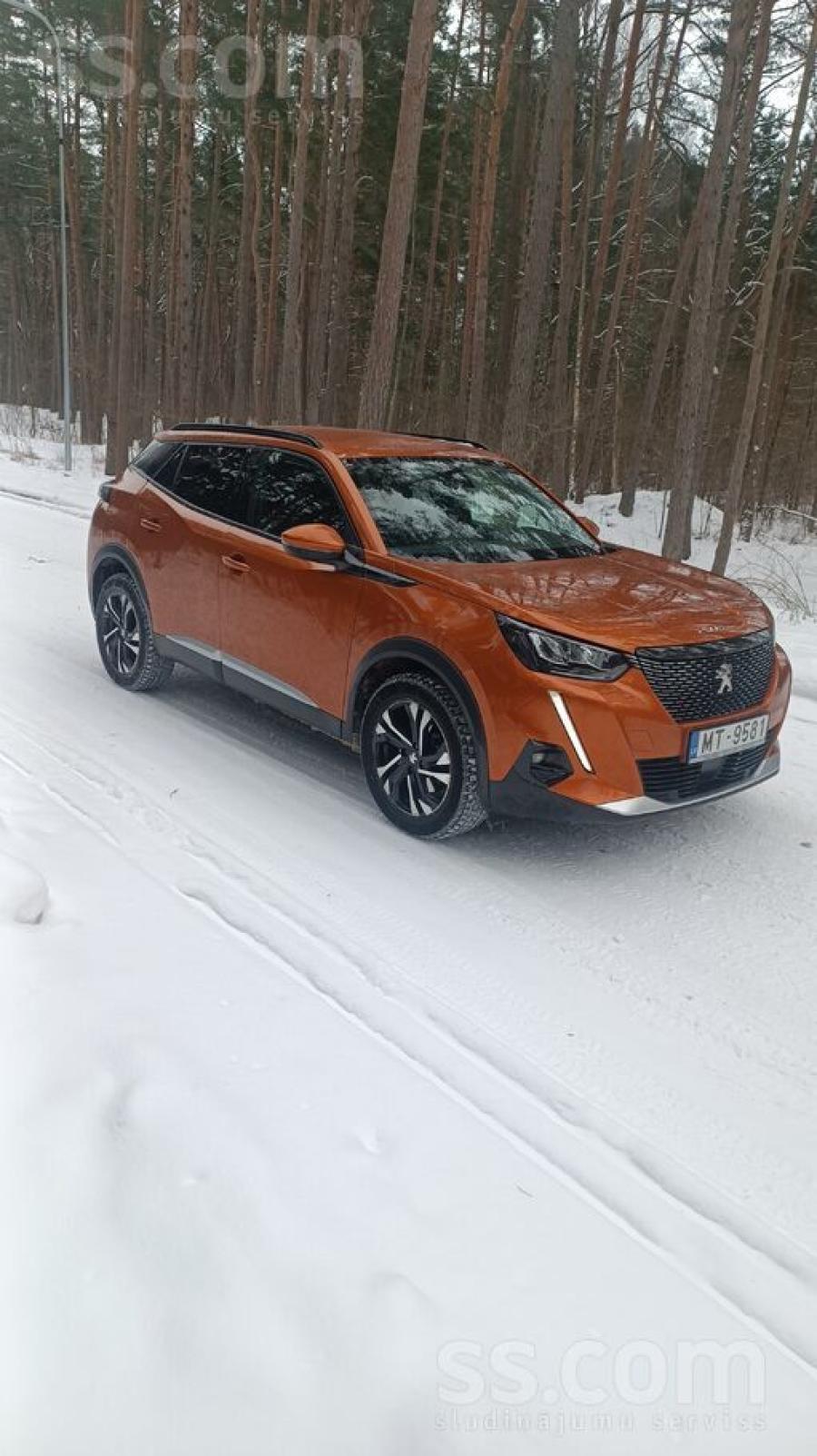 Orange Peugeot 2008 2021 in Riga, with an engine capacity of 1.50 L and mileage of 49 thousand km for 14200 €, photo 4 on AUTOMOTO.COM.LV