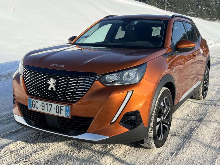 Orange Peugeot 2008 2021 in Vilnius, with an engine capacity of 1.20 L and mileage of 81 thousand km for 11253 €, photo 1 on AUTOMOTO.COM.LV