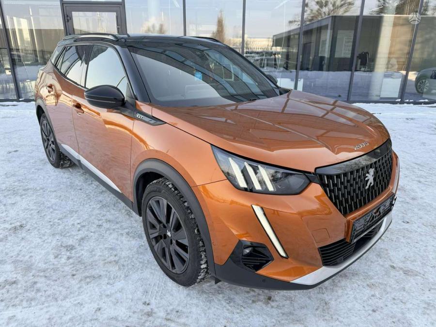 Orange Peugeot 2008 2021 in Kaunas, with an engine capacity of 1.20 L and mileage of 185 thousand km for 11900 €, photo 3 on AUTOMOTO.COM.LV