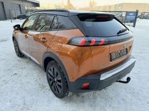 Orange Peugeot 2008 2021 in Kaunas, with an engine capacity of 1.20 L and mileage of 185 thousand km for 11900 €, photo 5 on AUTOMOTO.COM.LV