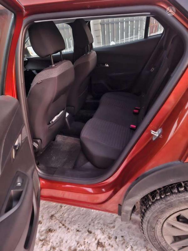 Oranžs Peugeot 2008 2021 Šauļi, ar dzinēja tilpumu 1.20 L un nobraukumu 45 tūkst. km par 15450 €, foto 11 vietnē AUTOMOTO.COM.LV