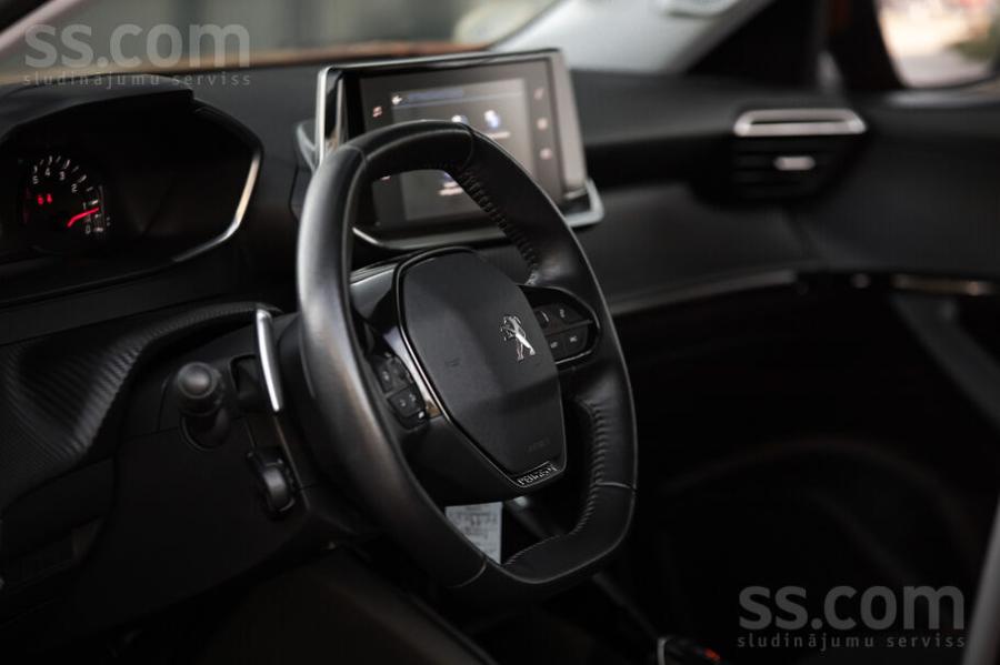 Orange Peugeot 2008 2021 in Jelgava, with an engine capacity of 1.50 L and mileage of 126 thousand km for 14950 €, photo 18 on AUTOMOTO.COM.LV