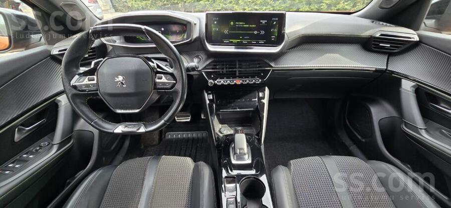 Oranžs Peugeot 2008 2021 Rīga, ar dzinēja tilpumu 1.20 L un nobraukumu 65 tūkst. km par 17500 €, foto 3 vietnē AUTOMOTO.COM.LV