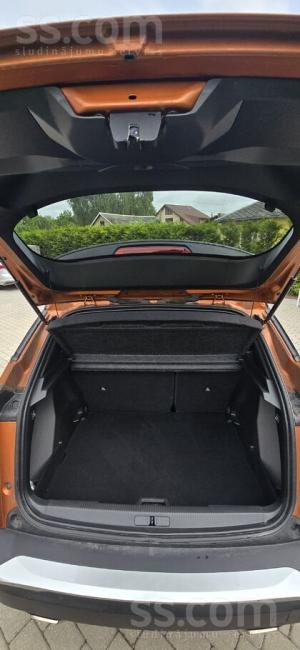 Oranžs Peugeot 2008 2021 Rīga, ar dzinēja tilpumu 1.20 L un nobraukumu 65 tūkst. km par 17500 €, foto 4 vietnē AUTOMOTO.COM.LV