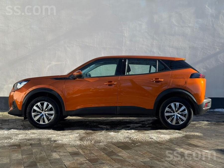 Orange Peugeot 2008 2021 in Riga, with an engine capacity of 1.20 L and mileage of 44 thousand km for 14999 €, photo 10 on AUTOMOTO.COM.LV