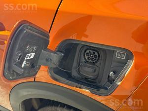Orange Peugeot 2008 2021 in Riga, with an engine capacity of 1.20 L and mileage of 44 thousand km for 14999 €, photo 22 on AUTOMOTO.COM.LV