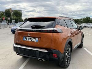 Orange Peugeot 2008 2021 in Vilnius, with an engine capacity of 1.20 L and mileage of 126 thousand km for 11979 €, photo 5 on AUTOMOTO.COM.LV