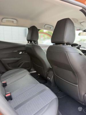 Orange Peugeot 2008 2021 in Vilnius, with an engine capacity of 1.20 L and mileage of 126 thousand km for 11979 €, photo 11 on AUTOMOTO.COM.LV