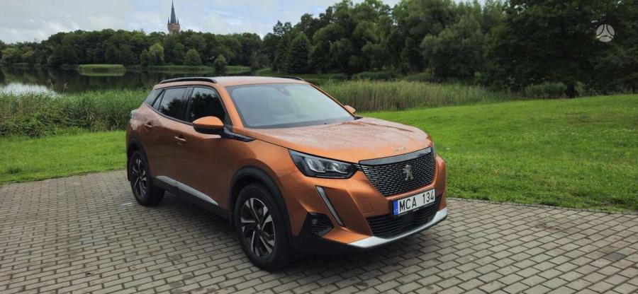 Orange Peugeot 2008 2021 in Vilnius, with an engine capacity of 1.50 L and mileage of 63 thousand km for 15555 €, photo 5 on AUTOMOTO.COM.LV