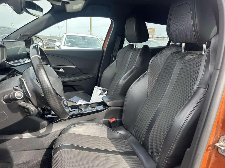 Oranžs Peugeot 2008 2021 Viļņa, ar dzinēja tilpumu 1.20 L un nobraukumu 199 tūkst. km par 12704 €, foto 12 vietnē AUTOMOTO.COM.LV