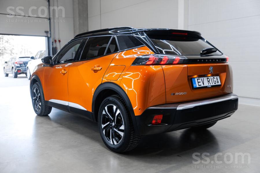 Orange Peugeot 2008 2021 in Riga, with an engine capacity of 0.00 L and mileage of 89 thousand km for 19790 €, photo 7 on AUTOMOTO.COM.LV