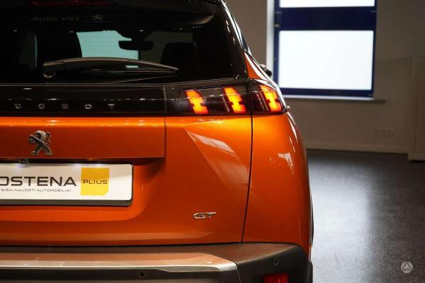 Orange Peugeot 2008 2021 in Vilnius, with an engine capacity of 1.20 L and mileage of 37 thousand km for 14900 €, photo 8 on AUTOMOTO.COM.LV