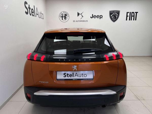 Orange Peugeot 2008 2021 in Vilnius, with an engine capacity of 1.20 L and mileage of 91 thousand km for 11790 €, photo 8 on AUTOMOTO.COM.LV