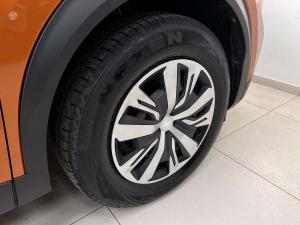 Oranžs Peugeot 2008 2021 Viļņa, ar dzinēja tilpumu 1.20 L un nobraukumu 91 tūkst. km par 11790 €, foto 27 vietnē AUTOMOTO.COM.LV