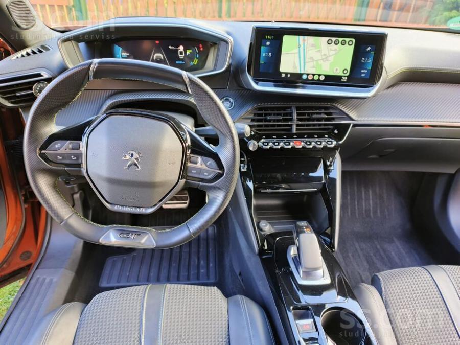 Oranžs Peugeot 2008 2021 Rīga, ar dzinēja tilpumu 1.60 L un nobraukumu 79 tūkst. km par 15500 €, foto 4 vietnē AUTOMOTO.COM.LV