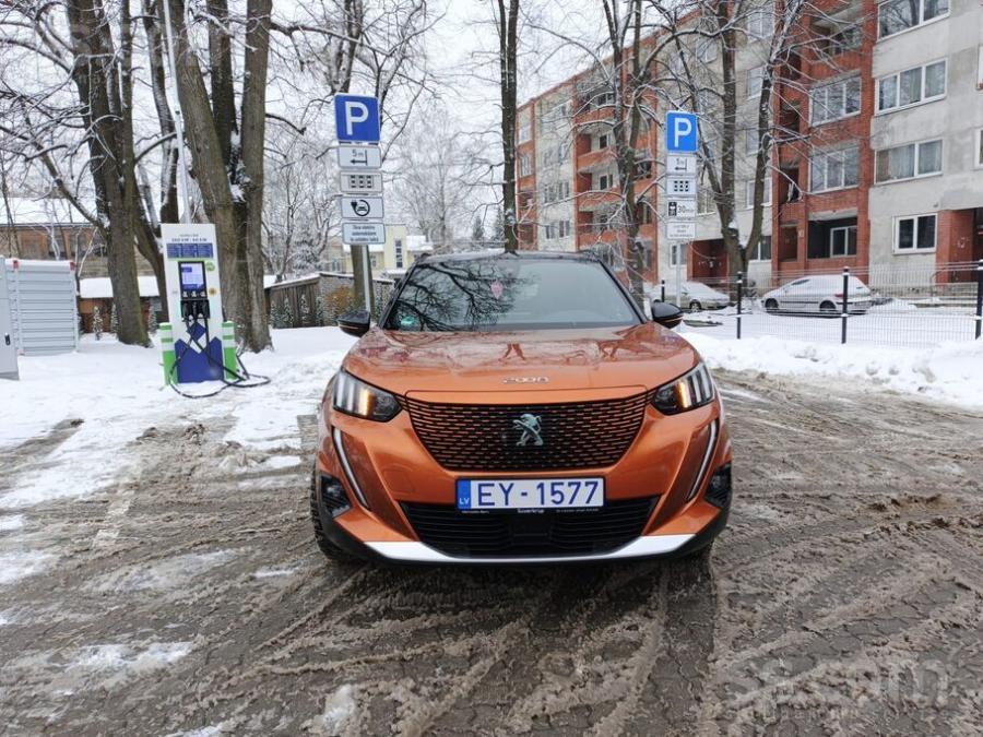 Oranžs Peugeot 2008 2021 Rīga, ar dzinēja tilpumu 1.60 L un nobraukumu 79 tūkst. km par 15500 €, foto 14 vietnē AUTOMOTO.COM.LV