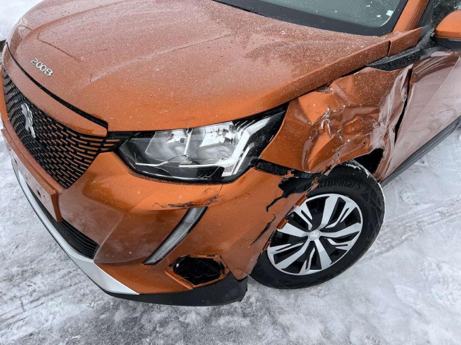 Oranžs Peugeot 2008 2022 Kauņa, ar dzinēja tilpumu 0.00 L un nobraukumu 13 tūkst. km par 10650 €, foto 10 vietnē AUTOMOTO.COM.LV