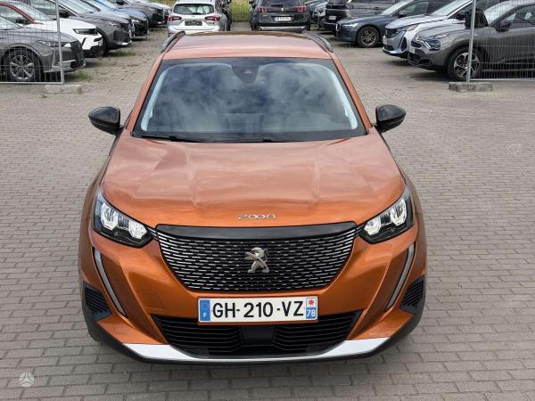 Orange Peugeot 2008 2022 in Marijampole, with an engine capacity of 1.20 L and mileage of 63 thousand km for 13552 €, photo 4 on AUTOMOTO.COM.LV