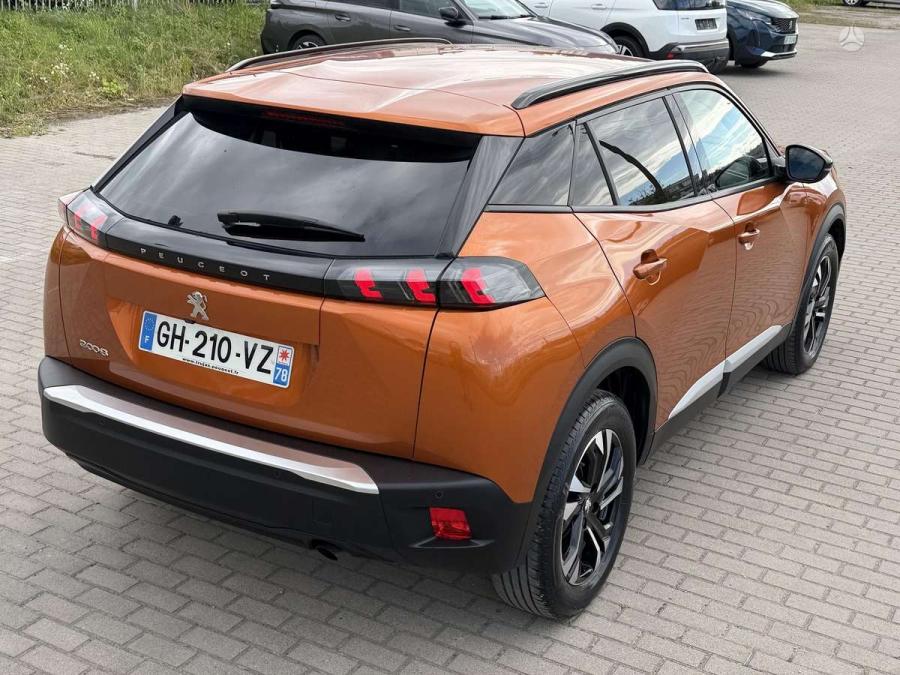 Orange Peugeot 2008 2022 in Marijampole, with an engine capacity of 1.20 L and mileage of 63 thousand km for 13552 €, photo 11 on AUTOMOTO.COM.LV
