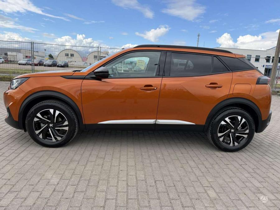 Orange Peugeot 2008 2022 in Marijampole, with an engine capacity of 1.20 L and mileage of 63 thousand km for 13552 €, photo 16 on AUTOMOTO.COM.LV